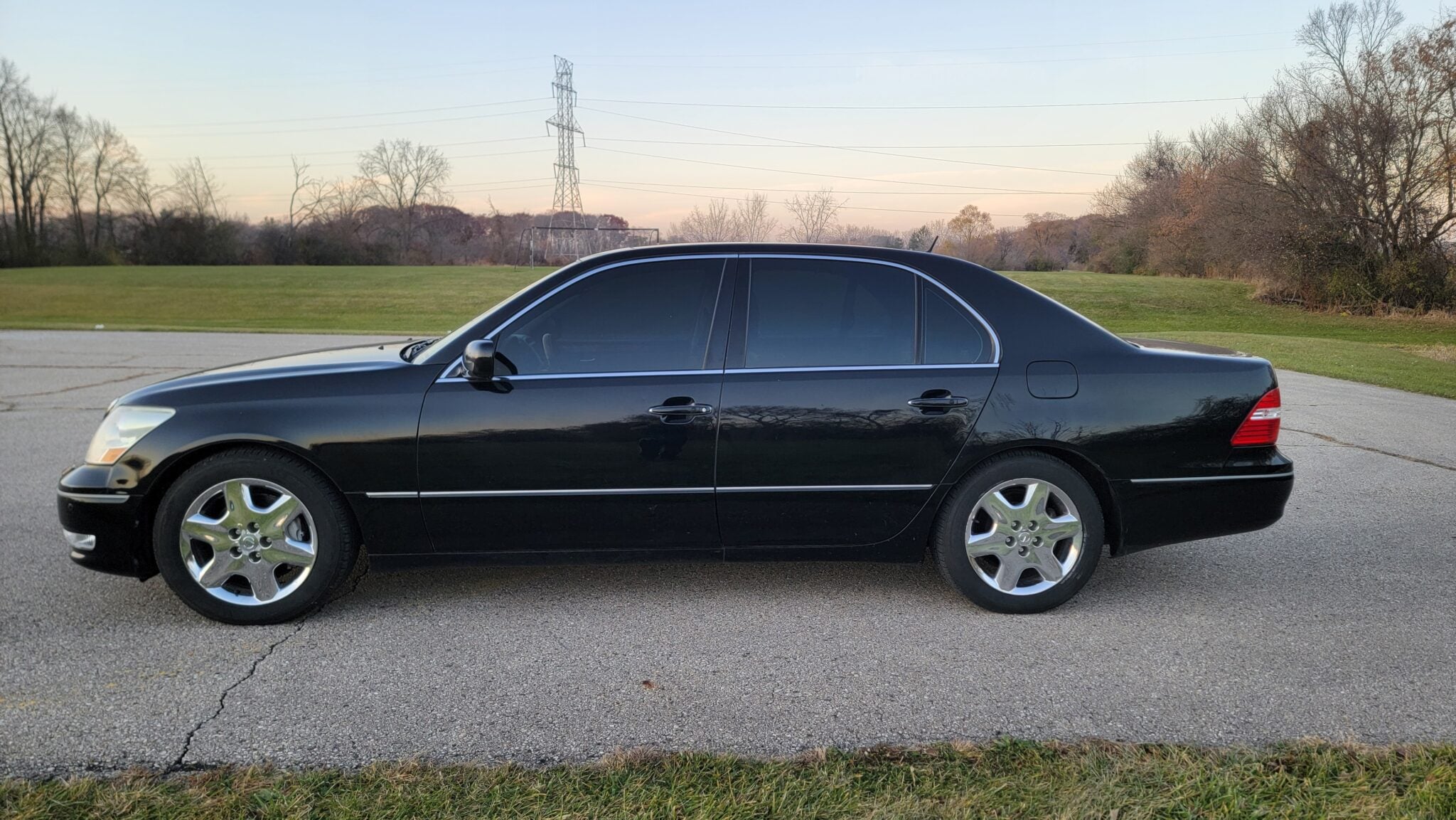 2004 Lexus LS430 Ultra – Black Onyx | Tanin JDM