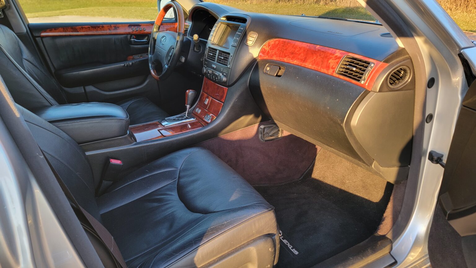 2004 Lexus LS430 – Mercury Metallic | V8 RWD Luxury | TaninJDM